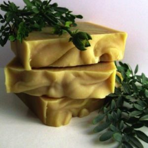 JABÓN DE RUDA: Cómo hacerlo, beneficios y uso correcto